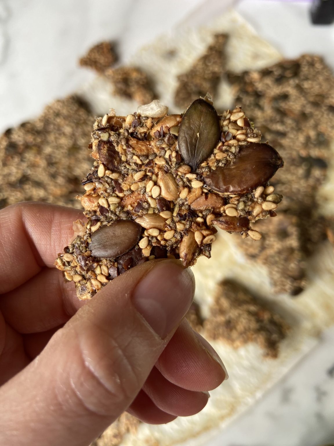 Crackers aux graines - Ma Cuisine Enthousiaste